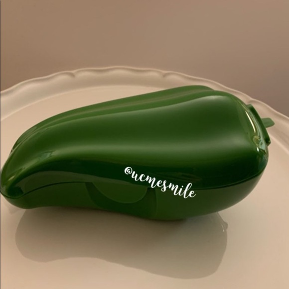 Tupperware | Kitchen | Tupperware Forget Me Not Chili Pepper Keeper ...